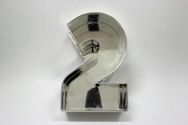 Cake Tins and Stand hire | Auckland | Coast Cakes